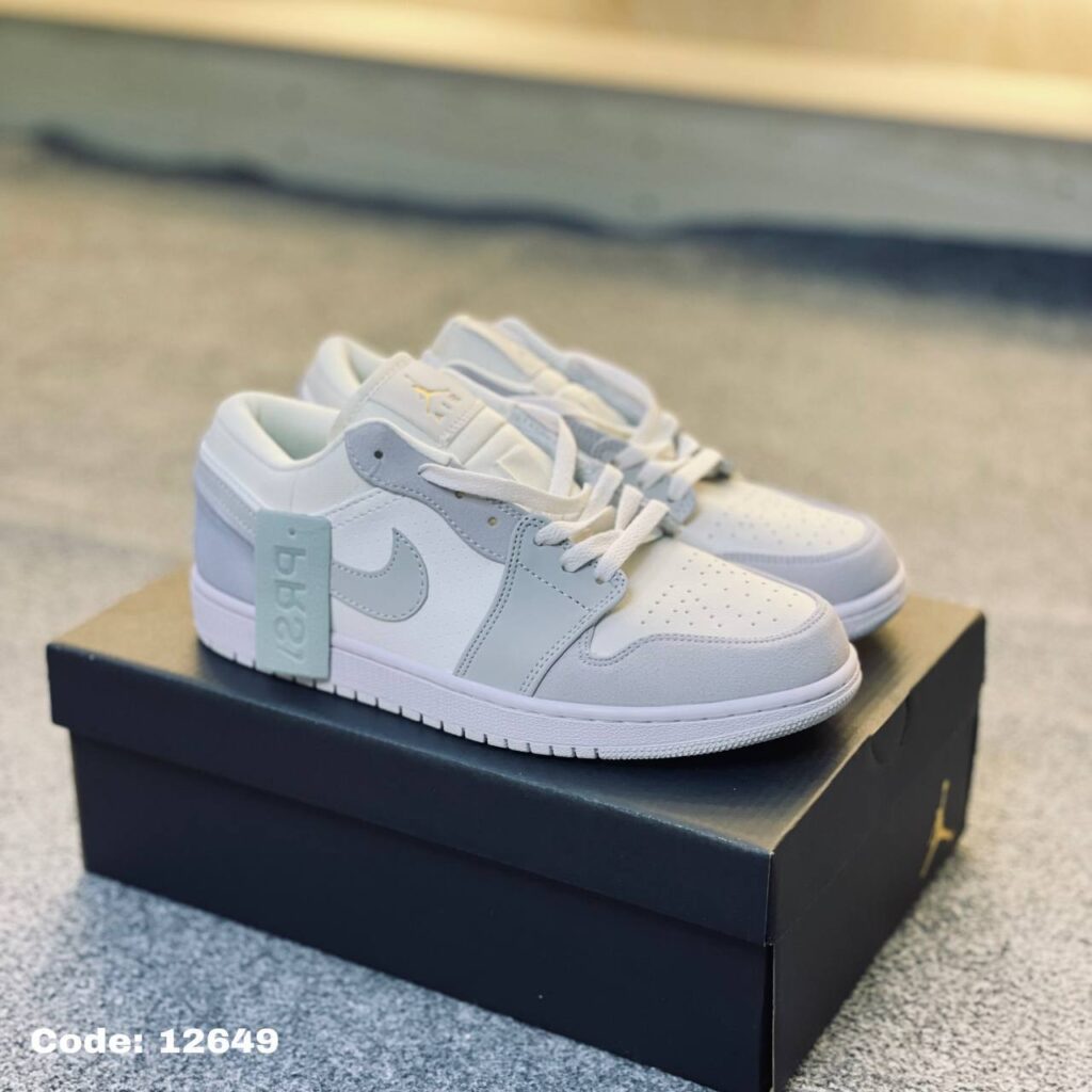 Unique Spot – A SneakerHead Zone